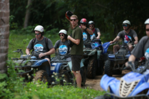 12 Amazing Outdoor Teamwork Activities to Boost Team Morale - Making Teams