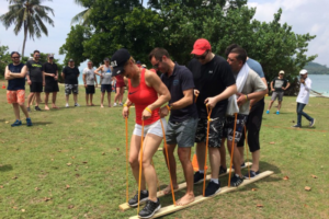12 Amazing Outdoor Teamwork Activities to Boost Team Morale - Making Teams