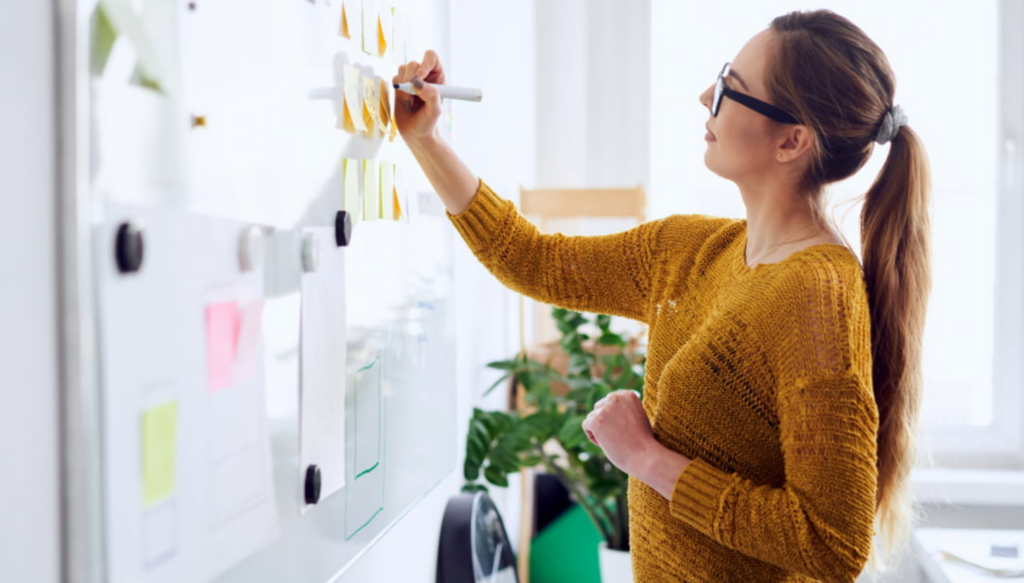 10 Creative Amazing Race Ideas for Team Building Activities - Making Teams