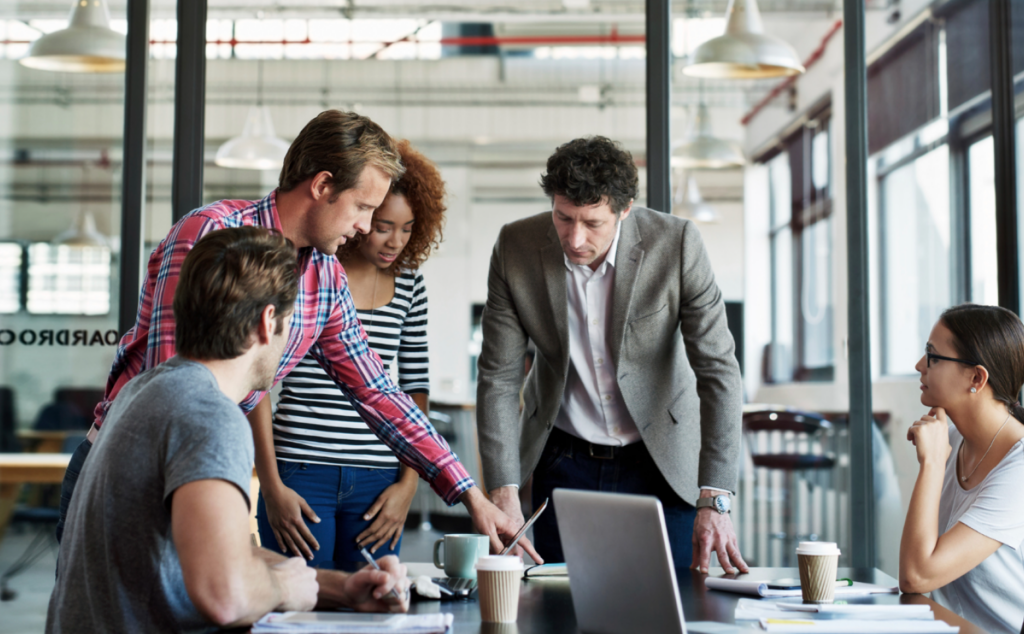 10 Creative Amazing Race Ideas for Team Building Activities - Making Teams